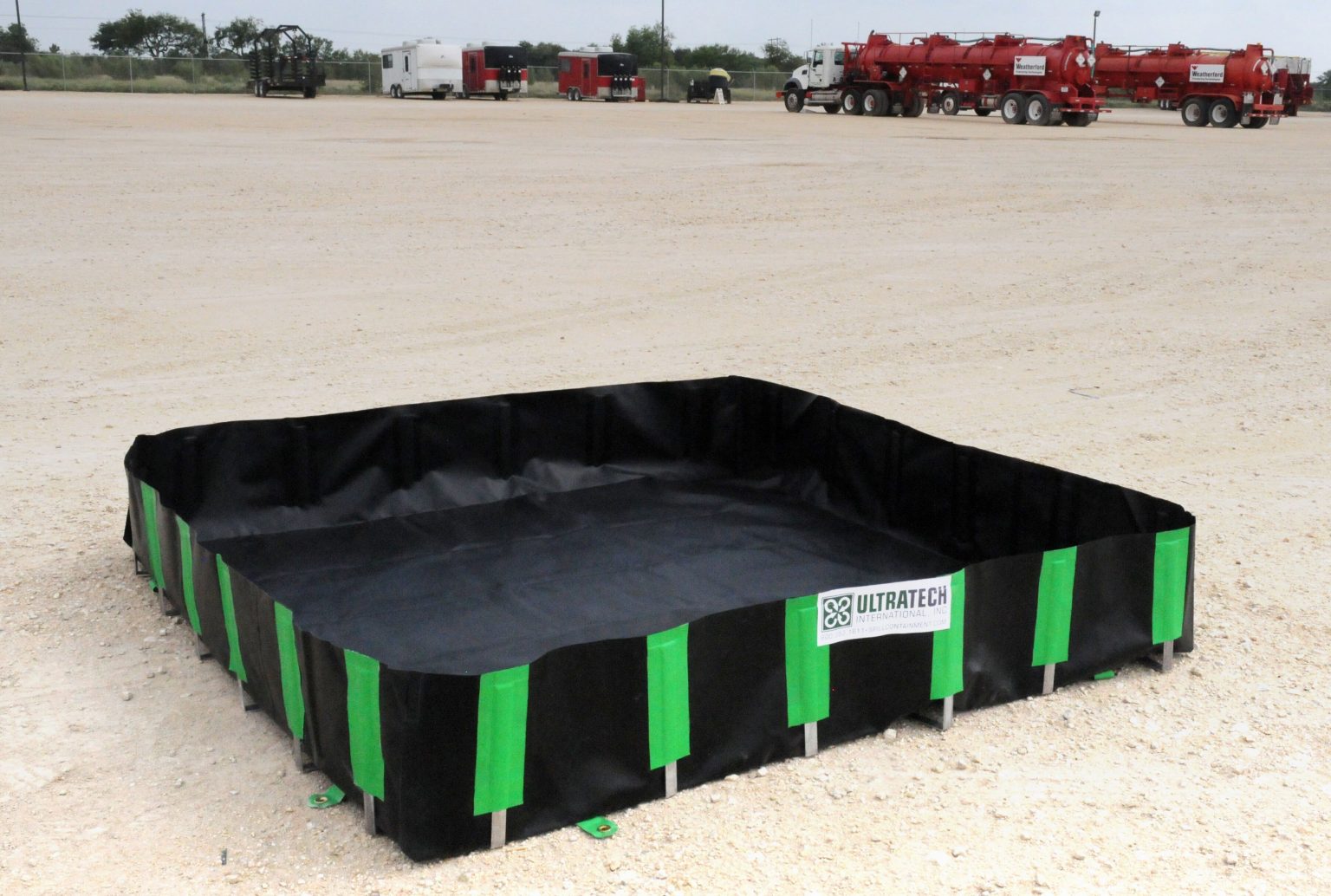 Containment Berm Economy Model 10'x10' - IRP Fire & Safety Ltd.